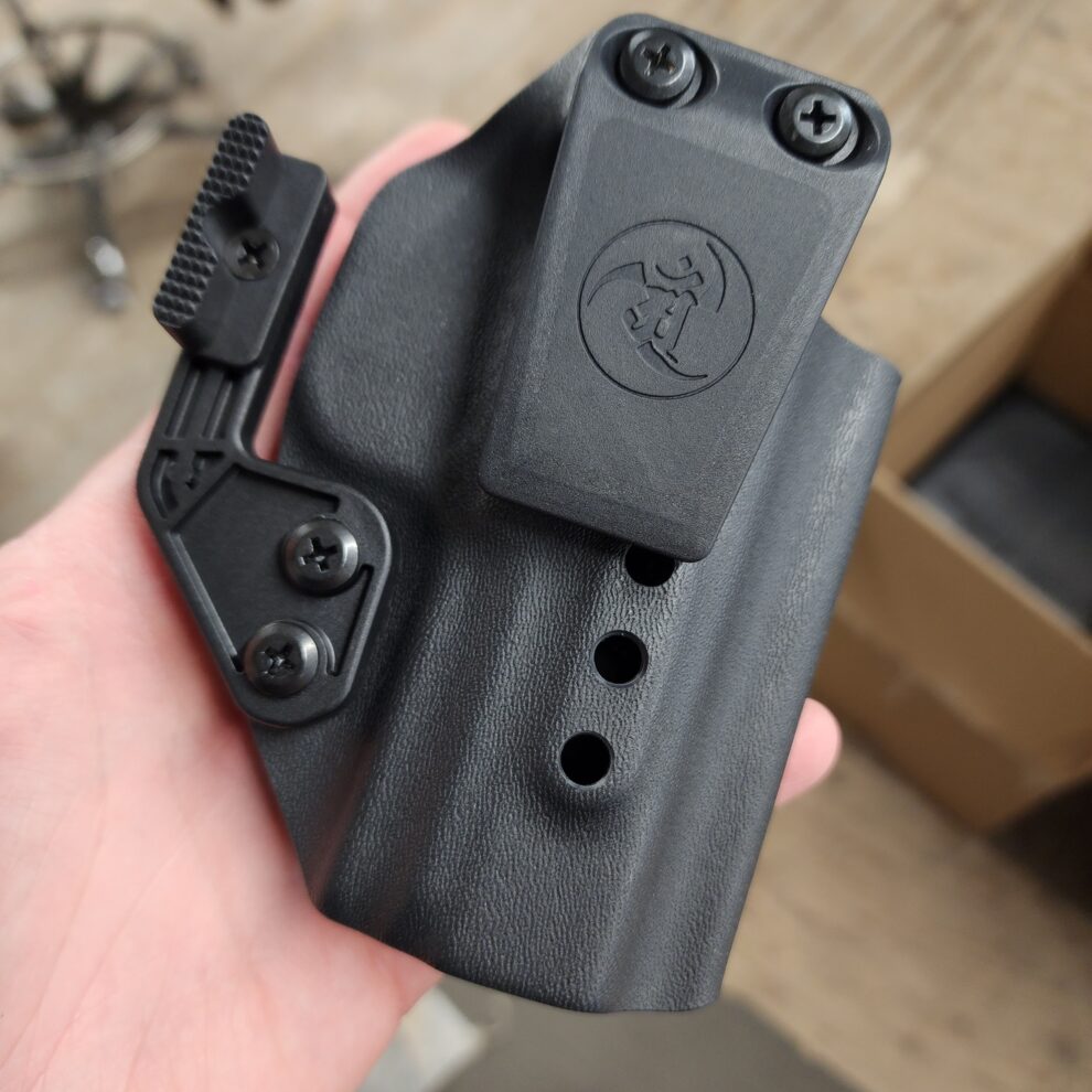 Best Belt Clips for Concealed Carry | ANR Design Holsters